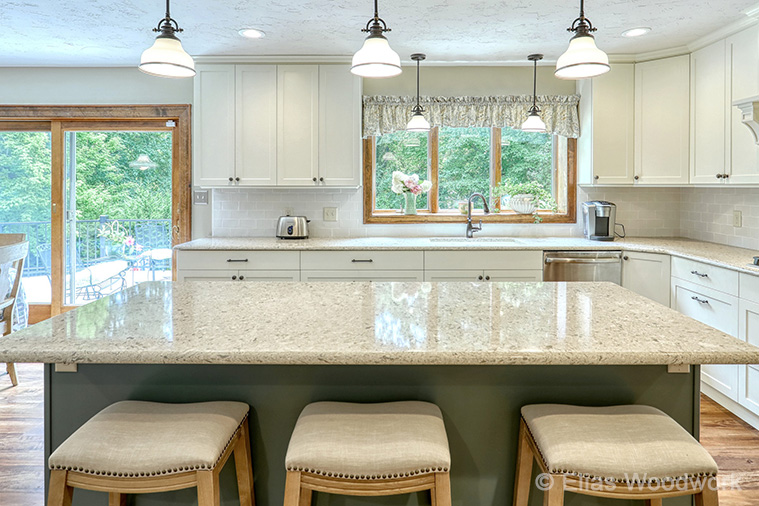 Two Tone Painted HDF Kitchen